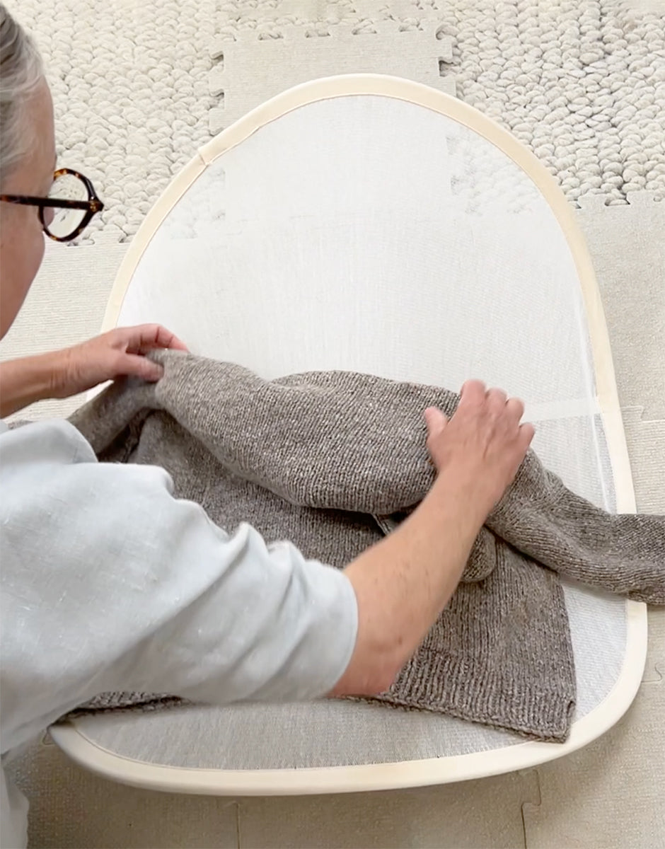 How to Use the Cocoknits Sweater Care Pop-up Dryer